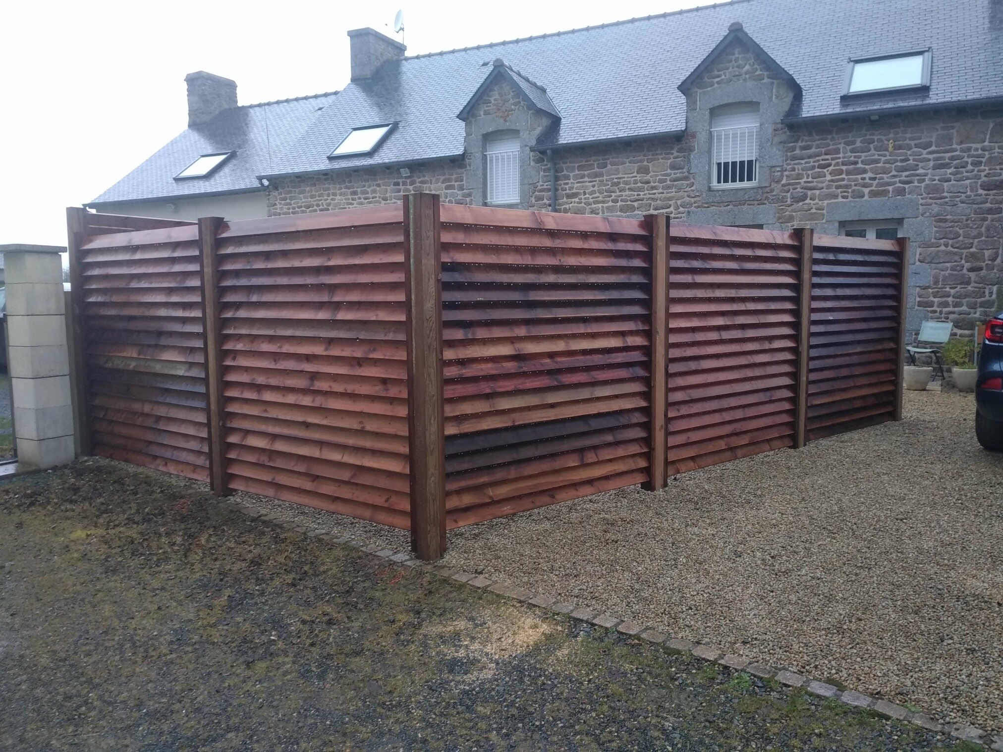 Clôture bois en lames persiennes - Saint Carreuc (22)